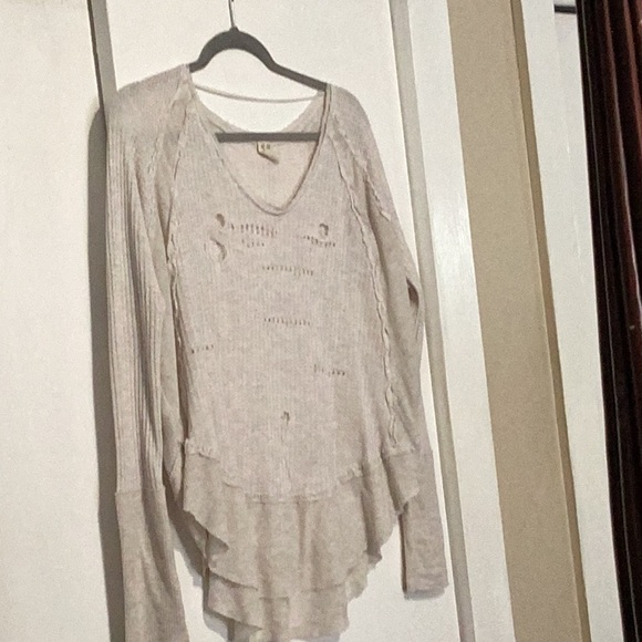 We The Free | Tops | We The Free Distressed Henley Top | Poshmark